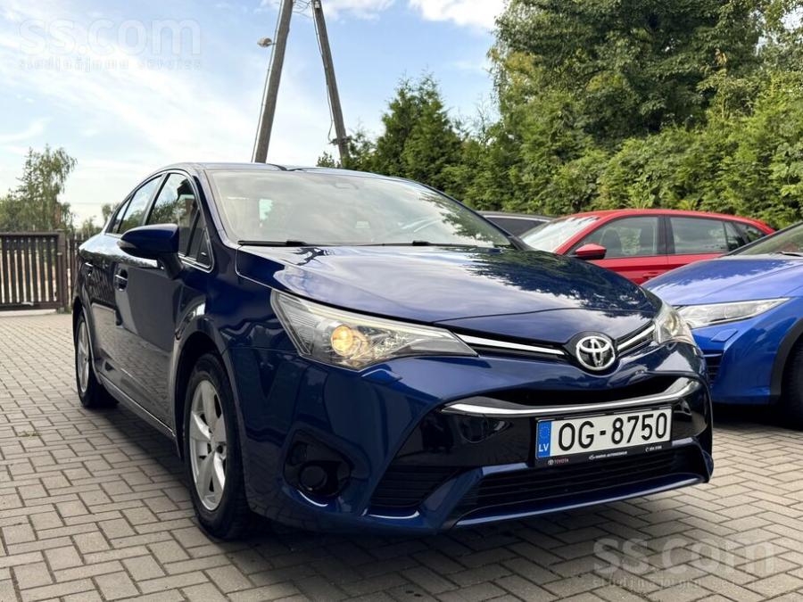 Zils Toyota Avensis 2017 Rīga, ar dzinēja tilpumu 1.60 L un nobraukumu 118 tūkst. km par 9600 €, foto 3 vietnē AUTOMOTO.COM.LV