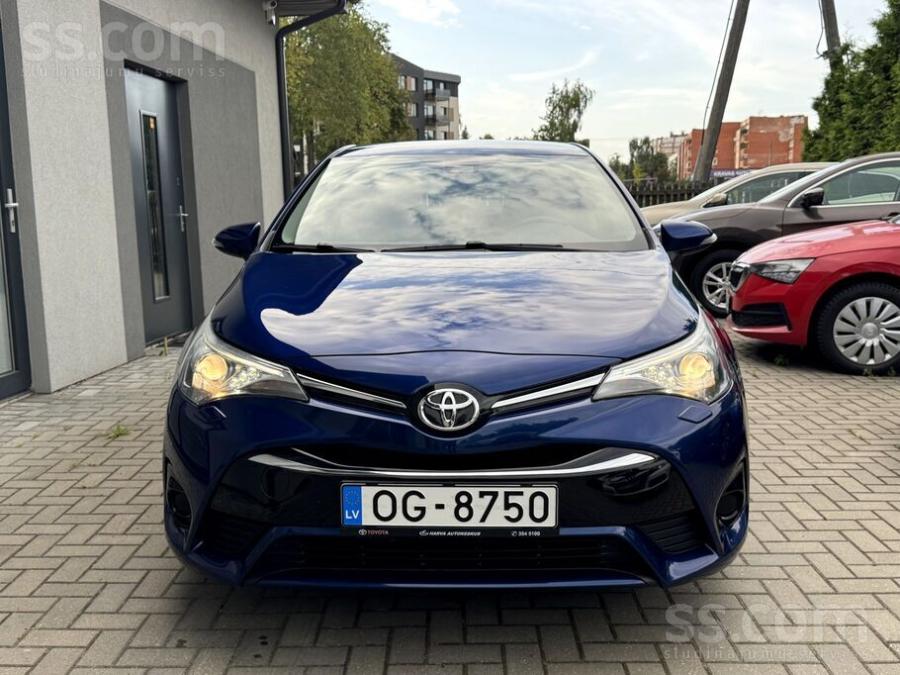 Zils Toyota Avensis 2017 Rīga, ar dzinēja tilpumu 1.60 L un nobraukumu 118 tūkst. km par 9600 €, foto 7 vietnē AUTOMOTO.COM.LV