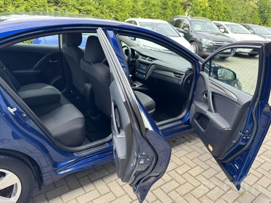 Zils Toyota Avensis 2017 Rīga, ar dzinēja tilpumu 1.60 L un nobraukumu 118 tūkst. km par 9600 €, foto 11 vietnē AUTOMOTO.COM.LV