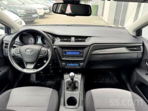 Zils Toyota Avensis 2017 Rīga, ar dzinēja tilpumu 1.60 L un nobraukumu 118 tūkst. km par 9600 €, foto 13 vietnē AUTOMOTO.COM.LV