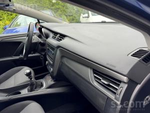 Zils Toyota Avensis 2017 Rīga, ar dzinēja tilpumu 1.60 L un nobraukumu 118 tūkst. km par 9600 €, foto 14 vietnē AUTOMOTO.COM.LV