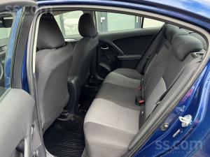 Zils Toyota Avensis 2017 Rīga, ar dzinēja tilpumu 1.60 L un nobraukumu 118 tūkst. km par 9600 €, foto 16 vietnē AUTOMOTO.COM.LV