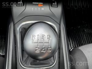 Zils Toyota Avensis 2017 Rīga, ar dzinēja tilpumu 1.60 L un nobraukumu 118 tūkst. km par 9600 €, foto 20 vietnē AUTOMOTO.COM.LV
