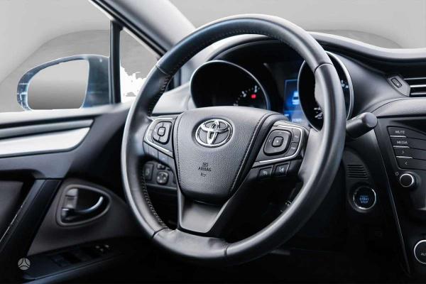 Zils Toyota Avensis 2017 Kauņa, ar dzinēja tilpumu 1.60 L un nobraukumu 218 tūkst. km par 7490 €, foto 7 vietnē AUTOMOTO.COM.LV