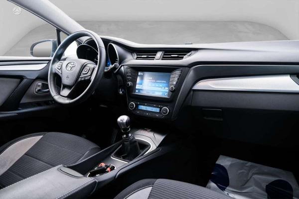 Zils Toyota Avensis 2017 Kauņa, ar dzinēja tilpumu 1.60 L un nobraukumu 218 tūkst. km par 7490 €, foto 8 vietnē AUTOMOTO.COM.LV