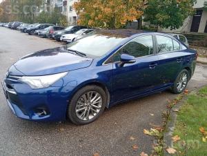 Blue Toyota Avensis 2017 in Daugavpils, with an engine capacity of 1.60 L and mileage of 218 thousand km for 8970 €, photo 1 on AUTOMOTO.COM.LV
