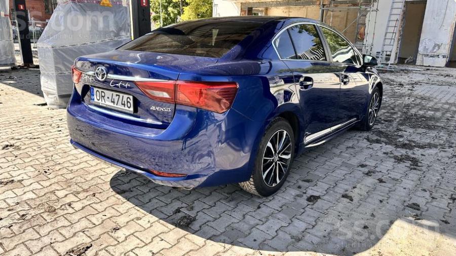 Zils Toyota Avensis 2018 Rīga, ar dzinēja tilpumu 1.80 L un nobraukumu 122 tūkst. km par 12750 €, foto 4 vietnē AUTOMOTO.COM.LV