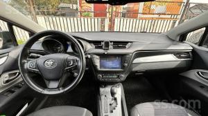 Zils Toyota Avensis 2018 Rīga, ar dzinēja tilpumu 1.80 L un nobraukumu 122 tūkst. km par 12750 €, foto 9 vietnē AUTOMOTO.COM.LV