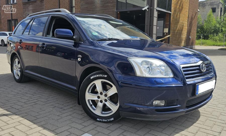 Blue Toyota Avensis 2003 in Trakai, with an engine capacity of 2.00 L and mileage of 306 thousand km for 1500 €, photo 5 on AUTOMOTO.COM.LV