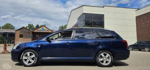 Blue Toyota Avensis 2003 in Trakai, with an engine capacity of 2.00 L and mileage of 306 thousand km for 1500 €, photo 7 on AUTOMOTO.COM.LV