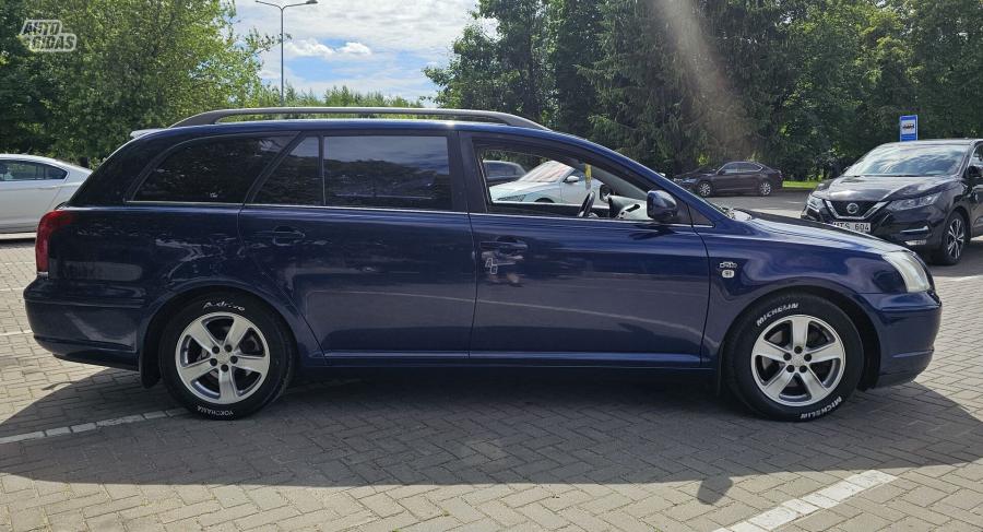 Blue Toyota Avensis 2003 in Trakai, with an engine capacity of 2.00 L and mileage of 306 thousand km for 1500 €, photo 11 on AUTOMOTO.COM.LV