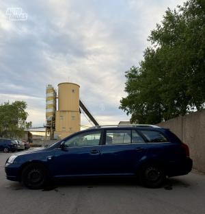 Синий Тойота Авенсис 2003 в Клайпеда, объемом двигателя 2.00 л и пробегом 205 тыс. км за 1049 €, фото 3 на AUTOMOTO.COM.LV