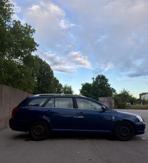 Синий Тойота Авенсис 2003 в Клайпеда, объемом двигателя 2.00 л и пробегом 205 тыс. км за 1049 €, фото 4 на AUTOMOTO.COM.LV
