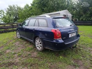 Zils Toyota Avensis 2003 Marijampole, ar dzinēja tilpumu 2.00 L un nobraukumu 327 tūkst. km par 1000 €, foto 6 vietnē AUTOMOTO.COM.LV