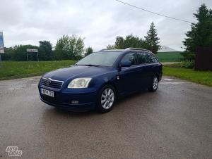 Синий Тойота Авенсис 2003 в Каунас, объемом двигателя 2.00 л и пробегом 319 тыс. км за 1000 €, фото  на AUTOMOTO.COM.LV
