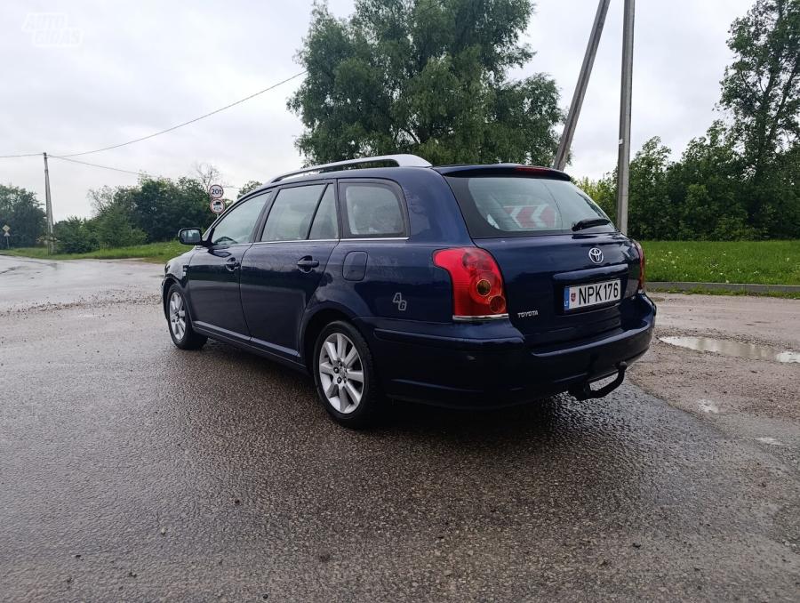Синий Тойота Авенсис 2003 в Каунас, объемом двигателя 2.00 л и пробегом 319 тыс. км за 1000 €, фото 5 на AUTOMOTO.COM.LV