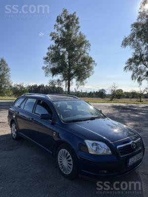 Zils Toyota Avensis 2003 Valmiera, ar dzinēja tilpumu 2.00 L un nobraukumu 400 tūkst. km par 1500 €, foto 3 vietnē AUTOMOTO.COM.LV