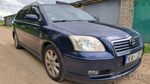 Zils Toyota Avensis 2004 Daugavpils, ar dzinēja tilpumu 2.00 L un nobraukumu 320 tūkst. km par 1350 €, foto 3 vietnē AUTOMOTO.COM.LV