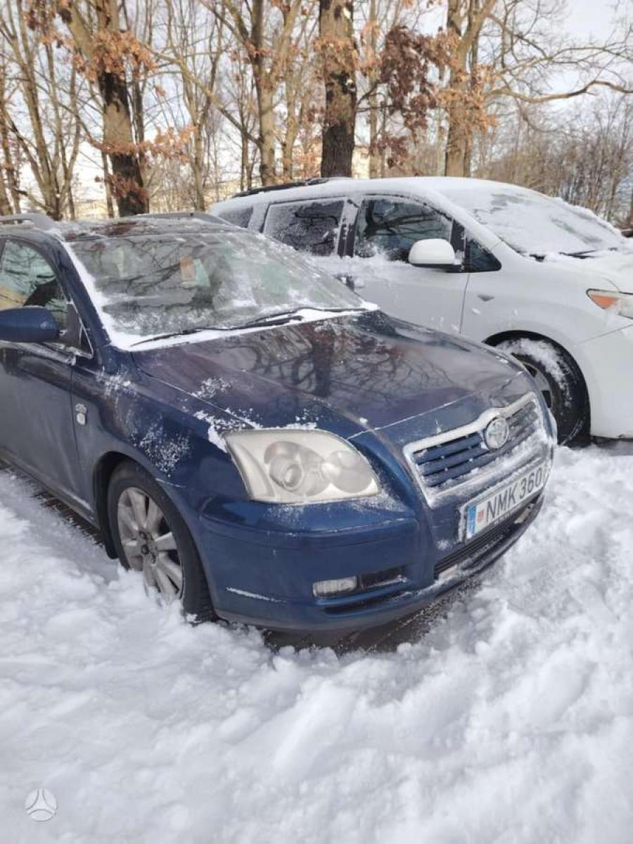Zils Toyota Avensis 2004 Klaipėda, ar dzinēja tilpumu 1.98 L un nobraukumu 30 tūkst. km par 850 €, foto 9 vietnē AUTOMOTO.COM.LV
