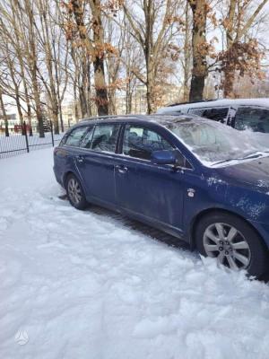 Zils Toyota Avensis 2004 Klaipėda, ar dzinēja tilpumu 1.98 L un nobraukumu 30 tūkst. km par 850 €, foto 11 vietnē AUTOMOTO.COM.LV