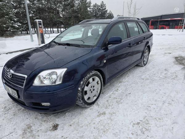 Zils Toyota Avensis 2004 Viļņa, ar dzinēja tilpumu 1.79 L un nobraukumu 280 tūkst. km par 1250 €, foto 2 vietnē AUTOMOTO.COM.LV