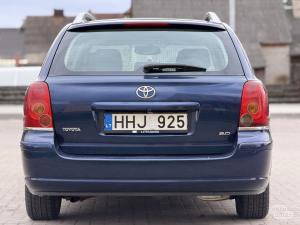 Blue Toyota Avensis 2004 in Kaisiadorys, with an engine capacity of 2.00 L and mileage of 450 thousand km for 1100 €, photo 5 on AUTOMOTO.COM.LV