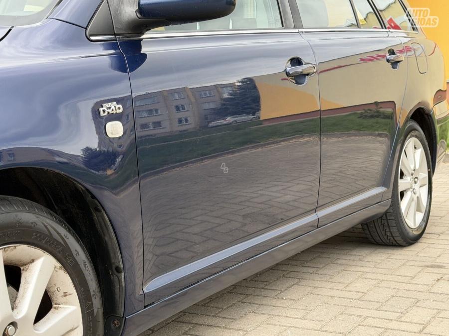 Blue Toyota Avensis 2004 in Kaisiadorys, with an engine capacity of 2.00 L and mileage of 450 thousand km for 1000 €, photo 13 on AUTOMOTO.COM.LV