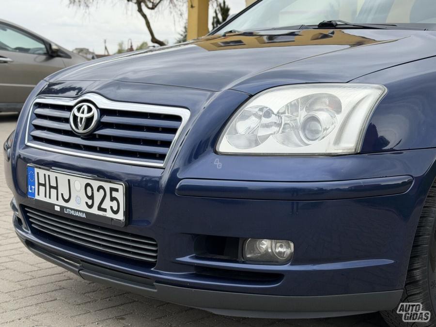 Blue Toyota Avensis 2004 in Kaisiadorys, with an engine capacity of 2.00 L and mileage of 450 thousand km for 1000 €, photo 15 on AUTOMOTO.COM.LV