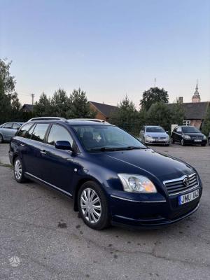 Blue Toyota Avensis 2004 in Joniskis, with an engine capacity of 1.79 L and mileage of 259 thousand km for 850 €, photo  on AUTOMOTO.COM.LV