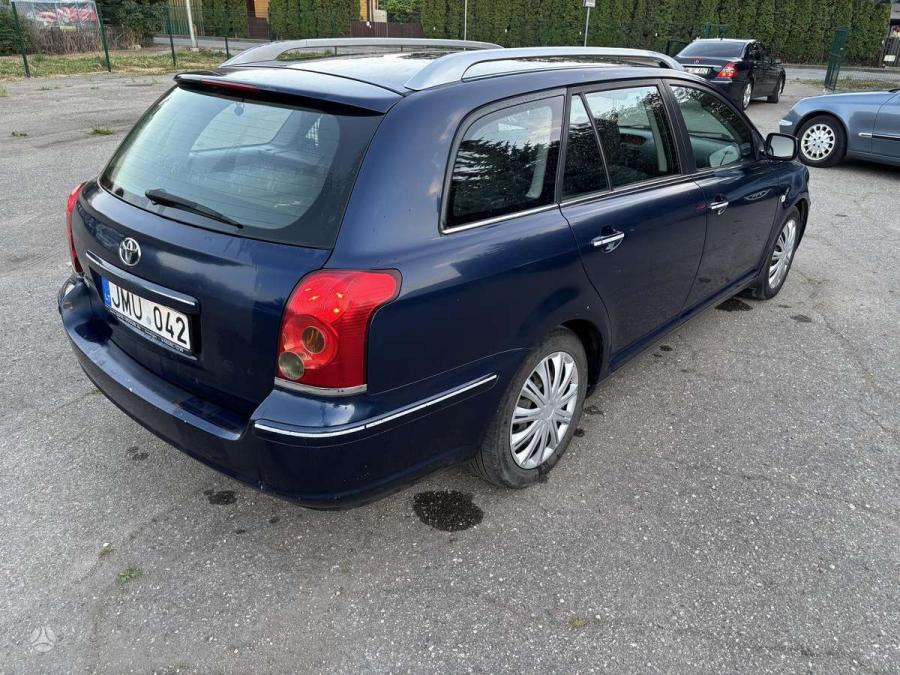 Blue Toyota Avensis 2004 in Joniskis, with an engine capacity of 1.79 L and mileage of 259 thousand km for 850 €, photo 6 on AUTOMOTO.COM.LV