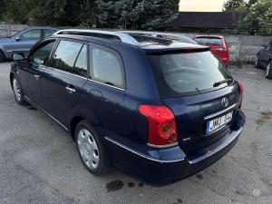 Blue Toyota Avensis 2004 in Joniskis, with an engine capacity of 1.79 L and mileage of 259 thousand km for 850 €, photo 14 on AUTOMOTO.COM.LV