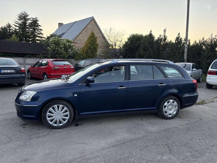 Blue Toyota Avensis 2004 in Joniskis, with an engine capacity of 1.79 L and mileage of 259 thousand km for 850 €, photo 16 on AUTOMOTO.COM.LV