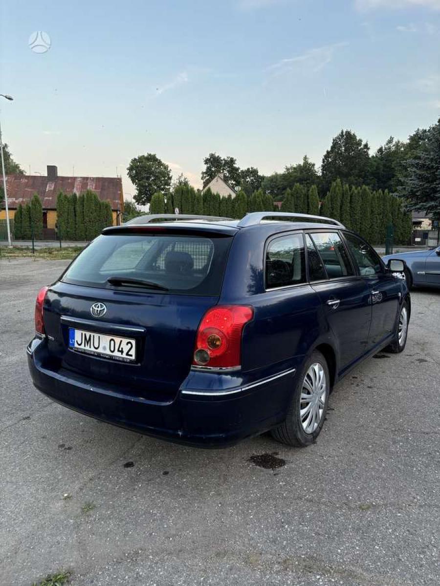 Blue Toyota Avensis 2004 in Joniskis, with an engine capacity of 1.79 L and mileage of 259 thousand km for 850 €, photo 18 on AUTOMOTO.COM.LV