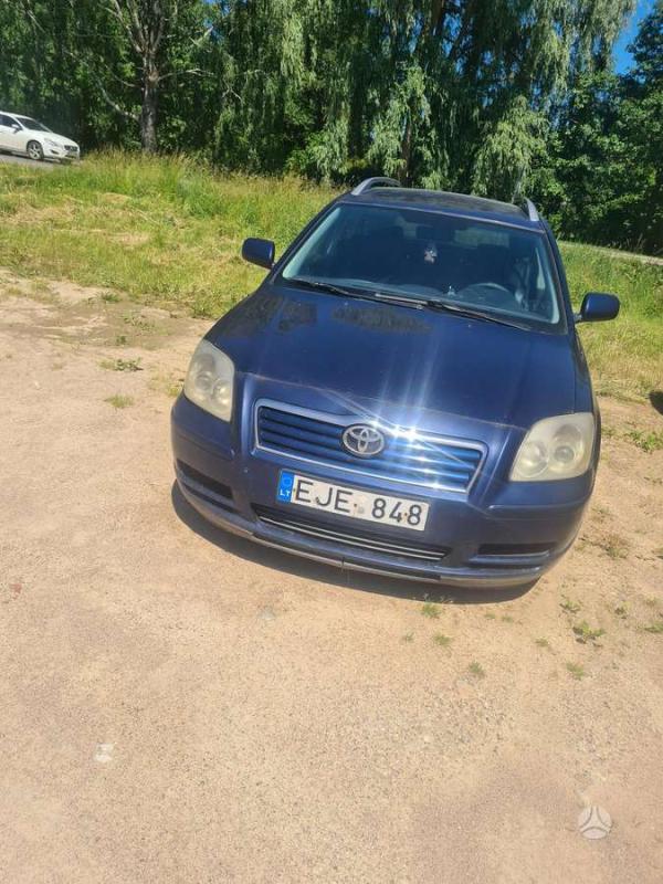 Синий Тойота Авенсис 2004 в Каунас, объемом двигателя 2.00 л и пробегом 298 тыс. км за 900 €, фото 2 на AUTOMOTO.COM.LV