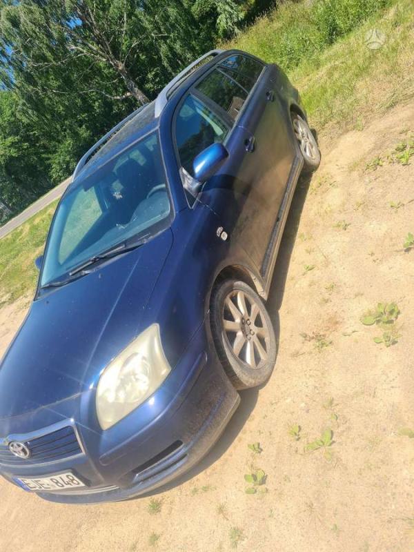 Синий Тойота Авенсис 2004 в Каунас, объемом двигателя 2.00 л и пробегом 298 тыс. км за 900 €, фото 3 на AUTOMOTO.COM.LV