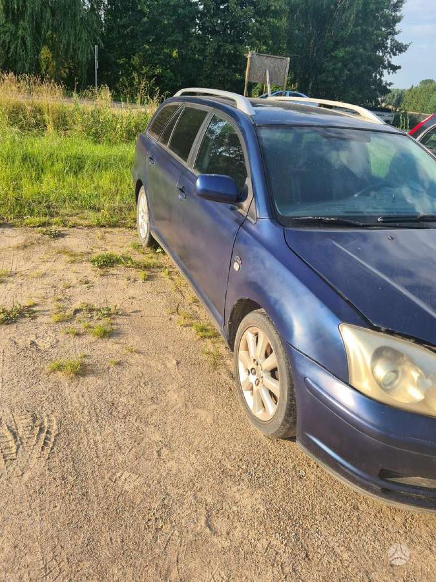 Синий Тойота Авенсис 2004 в Каунас, объемом двигателя 1.98 л и пробегом 299 тыс. км за 850 €, фото 3 на AUTOMOTO.COM.LV