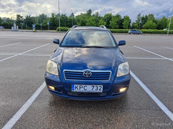 Blue Toyota Avensis 2004 in Vilnius, with an engine capacity of 2.00 L and mileage of 308 thousand km for 850 €, photo 1 on AUTOMOTO.COM.LV