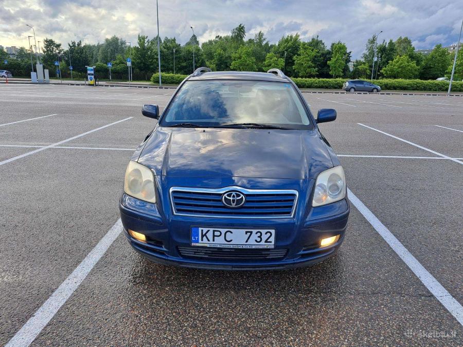 Blue Toyota Avensis 2004 in Vilnius, with an engine capacity of 2.00 L and mileage of 308 thousand km for 850 €, photo 1 on AUTOMOTO.COM.LV