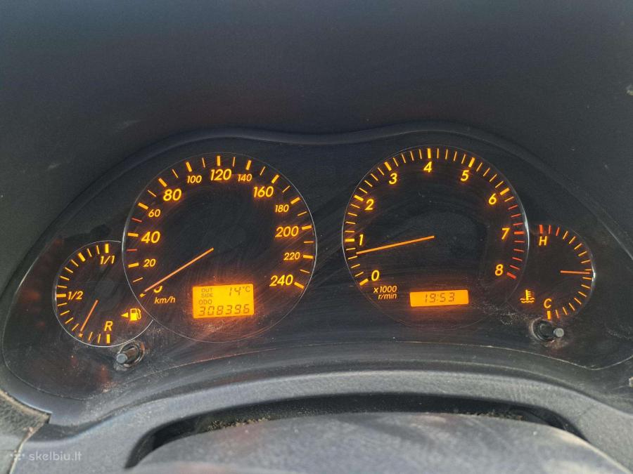 Blue Toyota Avensis 2004 in Vilnius, with an engine capacity of 2.00 L and mileage of 308 thousand km for 850 €, photo 3 on AUTOMOTO.COM.LV