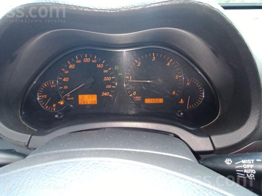 Синий Тойота Авенсис 2004 в Рига, объемом двигателя 2.00 л и пробегом 285 тыс. км за 850 €, фото 6 на AUTOMOTO.COM.LV