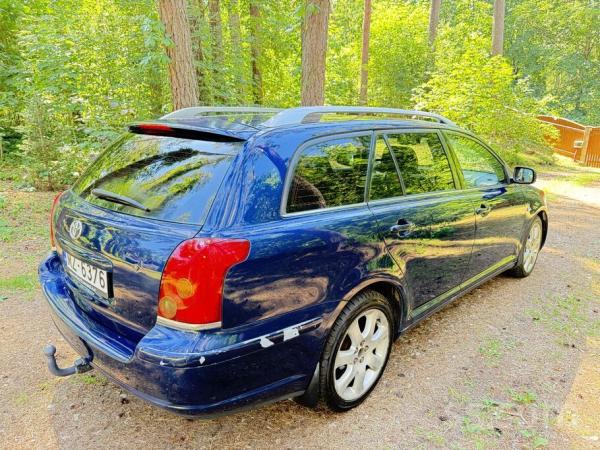 Zils Toyota Avensis 2004 Rīga, ar dzinēja tilpumu 2.40 L un nobraukumu 337 tūkst. km par 1850 €, foto 7 vietnē AUTOMOTO.COM.LV