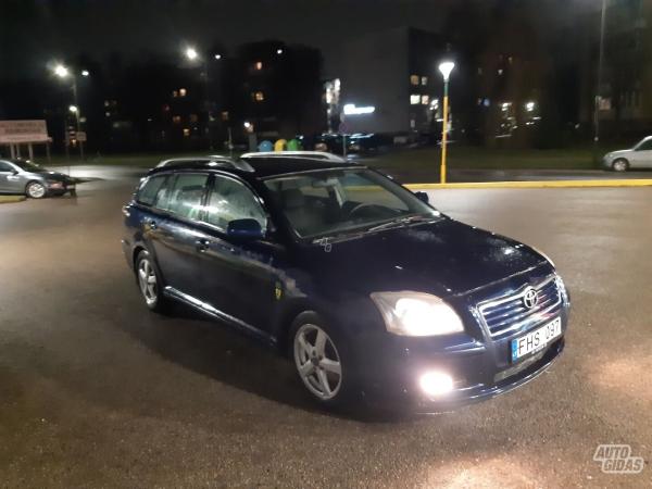 Blue Toyota Avensis 2005 in Kaunas, with an engine capacity of 2.00 L and mileage of 290 thousand km for 1000 €, photo 7 on AUTOMOTO.COM.LV