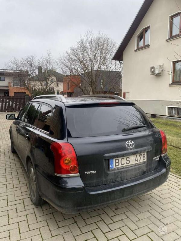 Zils Toyota Avensis 2005 Kauņa, ar dzinēja tilpumu 2.23 L un nobraukumu 233 tūkst. km par 1550 €, foto 3 vietnē AUTOMOTO.COM.LV