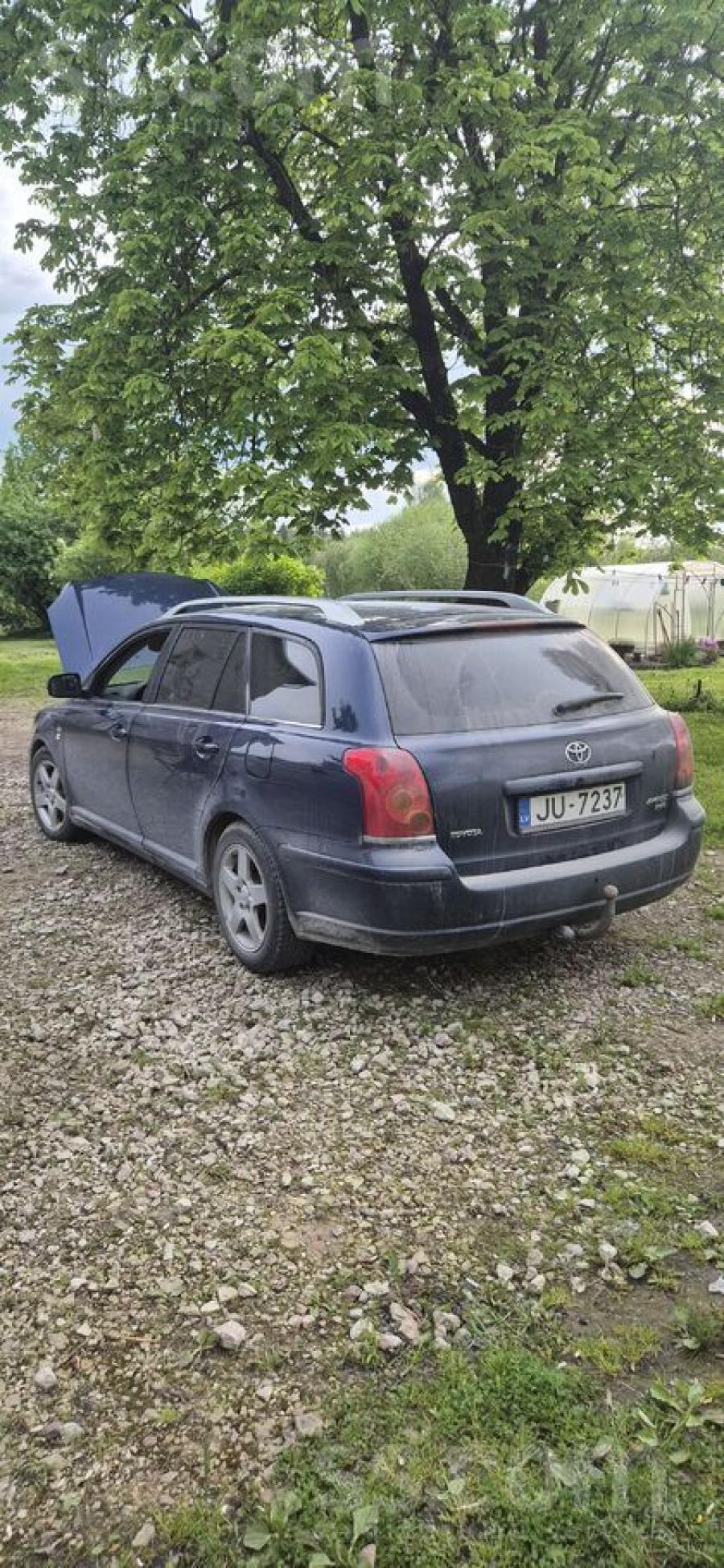 Blue Toyota Avensis 2005 in Jelgava, with an engine capacity of 2.20 L and mileage of 346 thousand km for 500 €, photo 6 on AUTOMOTO.COM.LV