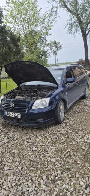 Blue Toyota Avensis 2005 in Jelgava, with an engine capacity of 2.20 L and mileage of 346 thousand km for 500 €, photo 9 on AUTOMOTO.COM.LV