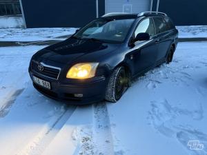 Zils Toyota Avensis 2005 Panevēža, ar dzinēja tilpumu 2.00 L un nobraukumu 314 tūkst. km par 1500 €, foto  vietnē AUTOMOTO.COM.LV