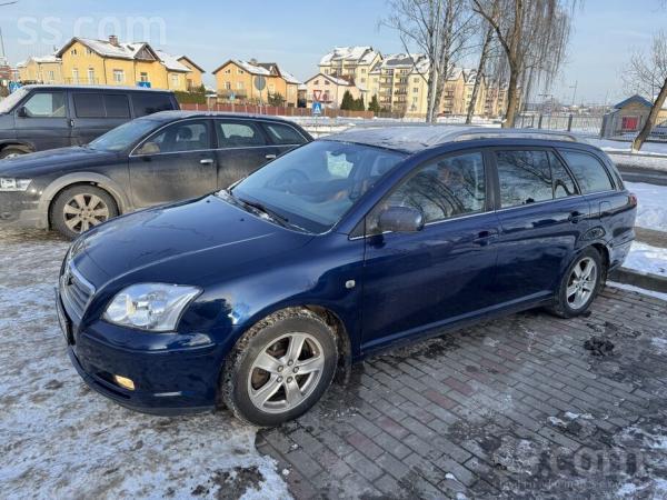 Blue Toyota Avensis 2005 in Riga, with an engine capacity of 2.00 L and mileage of 533 thousand km for 900 €, photo 1 on AUTOMOTO.COM.LV