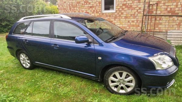 Zils Toyota Avensis 2005 Jelgava, ar dzinēja tilpumu 2.00 L un nobraukumu 418 tūkst. km par 1600 €, foto 4 vietnē AUTOMOTO.COM.LV