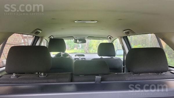 Zils Toyota Avensis 2005 Jelgava, ar dzinēja tilpumu 2.00 L un nobraukumu 418 tūkst. km par 1600 €, foto 10 vietnē AUTOMOTO.COM.LV