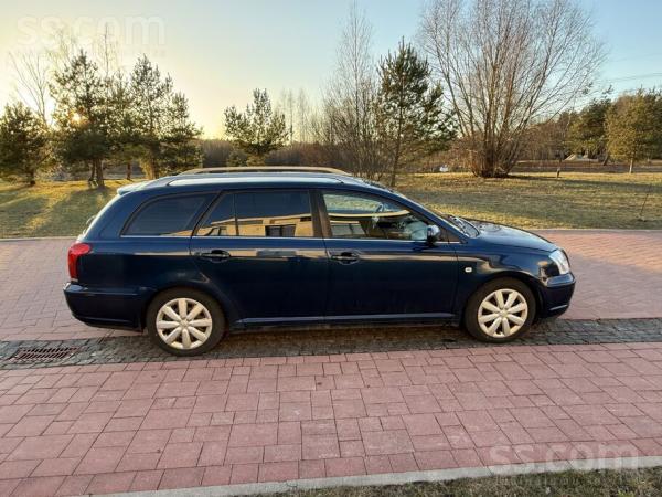 Zils Toyota Avensis 2005 Rīga, ar dzinēja tilpumu 1.80 L un nobraukumu 320 tūkst. km par 1400 €, foto 6 vietnē AUTOMOTO.COM.LV